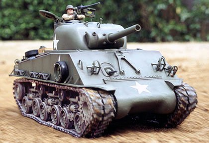 M4 Sherman 105mm Howitzer med Full Option Kit